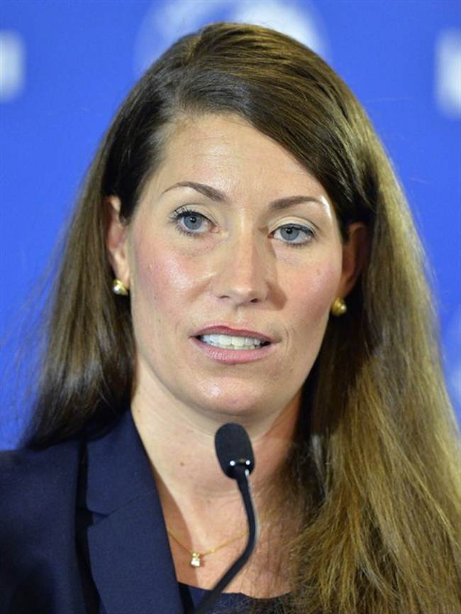 Alison Grimes Tries to Weasel Her Way Away from Obama