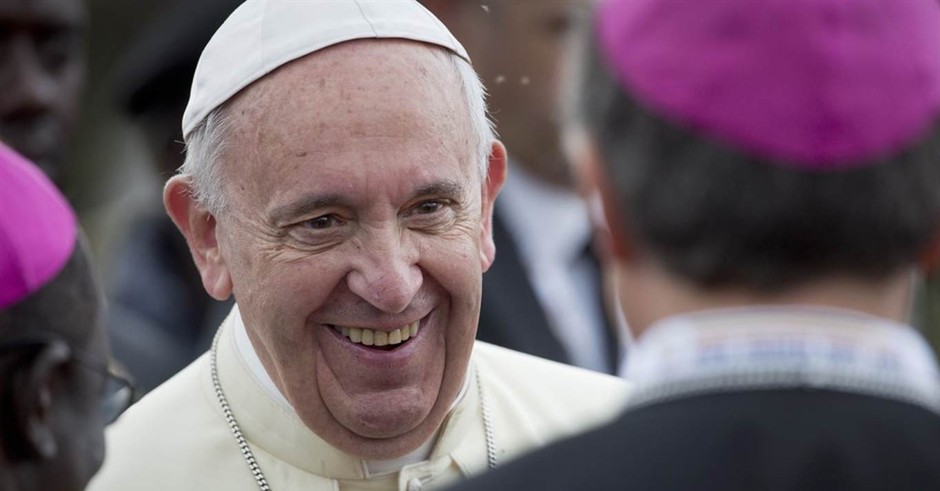 #PopeBars Trends on Twitter as Users Imagine Pope Francis Rapping