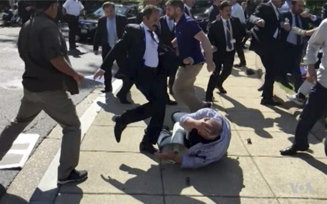 Turkish Guards in Erdogan’s Security Detail to Face Charges Over Attack ...