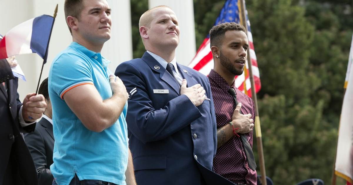 Why a Paris Train Hero Is Jumping Into Politics