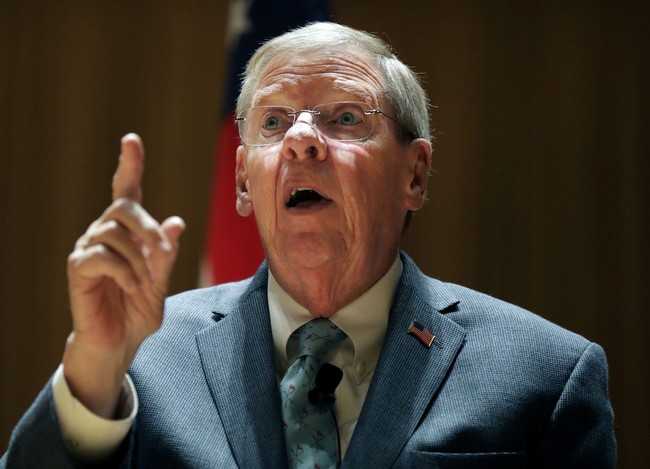 Former Georgia GOP Senator Johnny Isakson Dies at 76