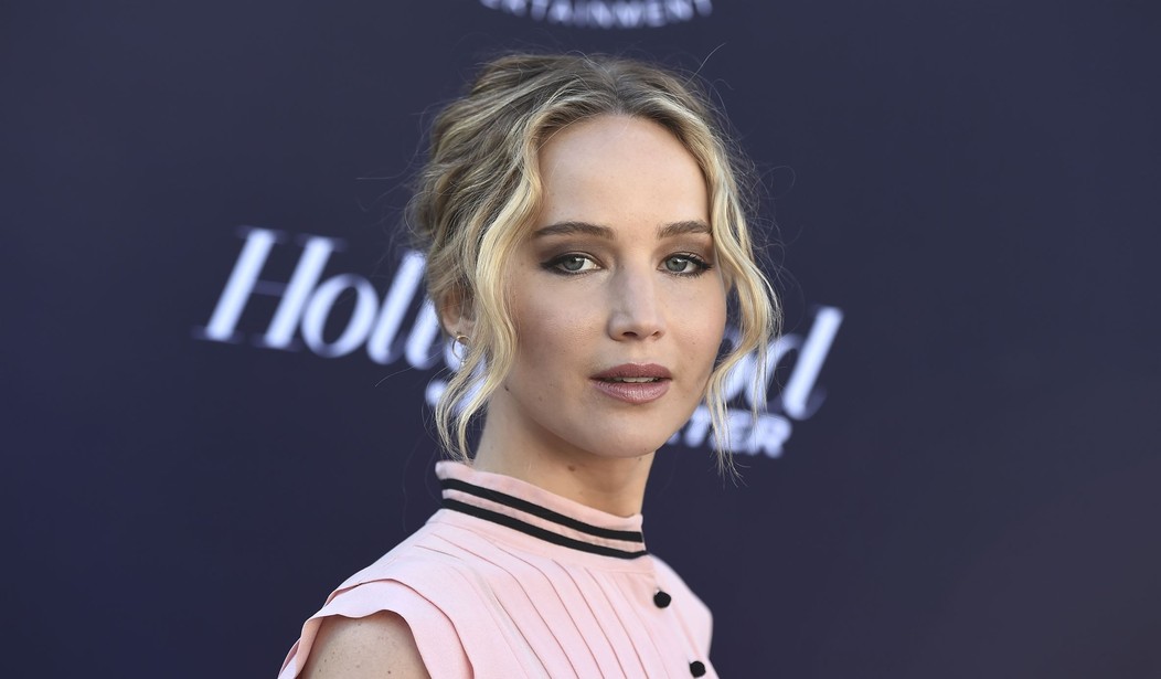 The Blunder Games: Jennifer Lawrence Says No More Trump Talk Because Hollywood Actors Are ...