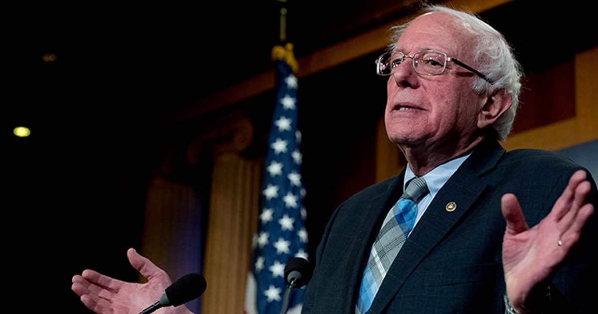 Bernie Sanders' Campaign Slogan 'Not Me. Us.' Is Incredibly Stupid ...