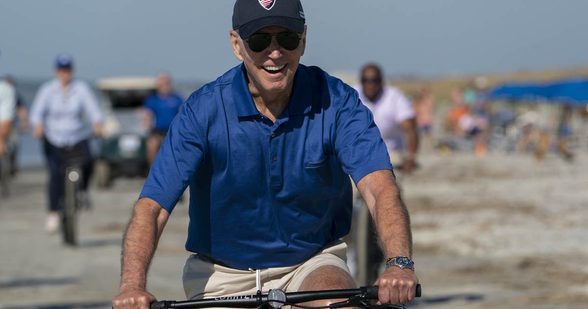 Biden Heads for Another Vacation as Title 42 Disaster Looms