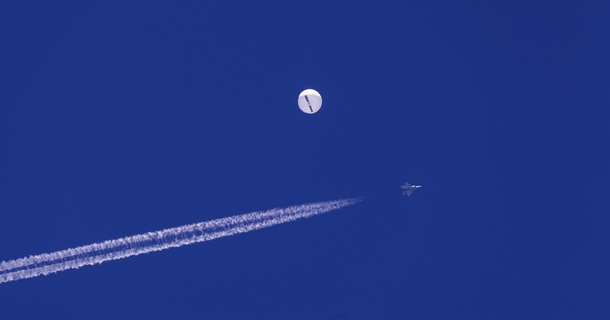 High Altitude Balloon With Unknown 'Origin and Purpose' Spotted Over ...