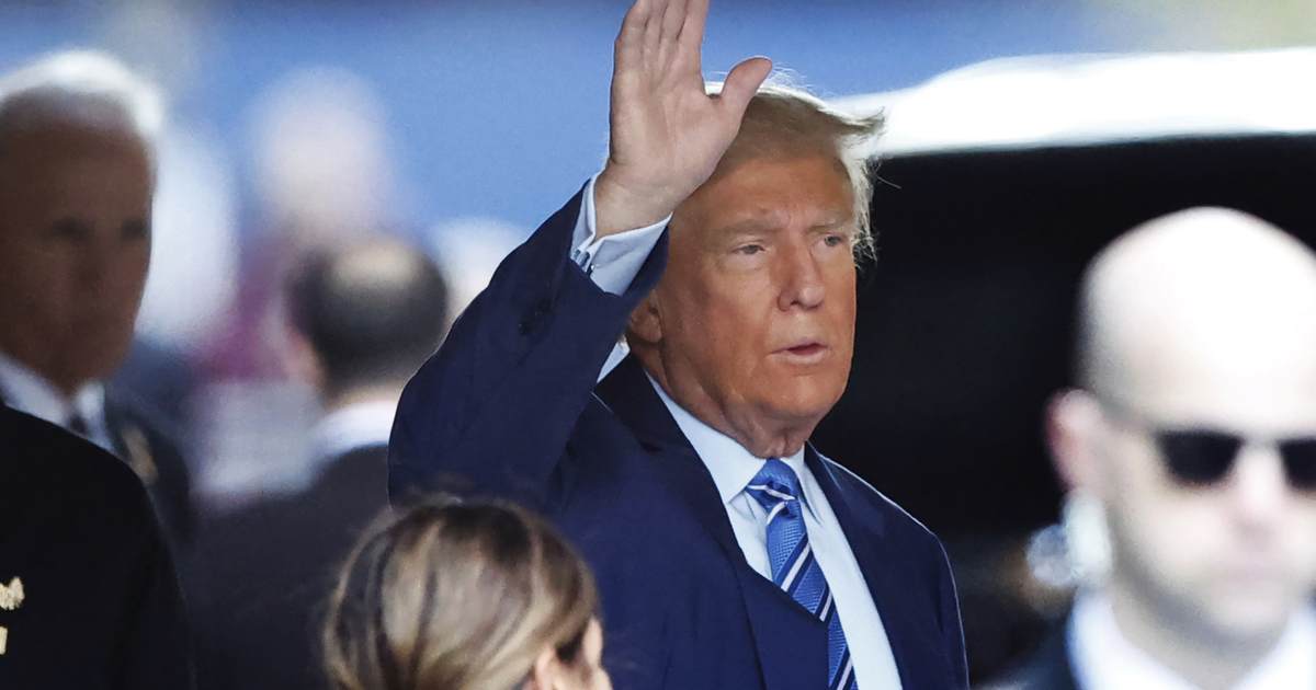 'This Is Incredible': Watch How Trump Was Received As He Visits Bodega ...