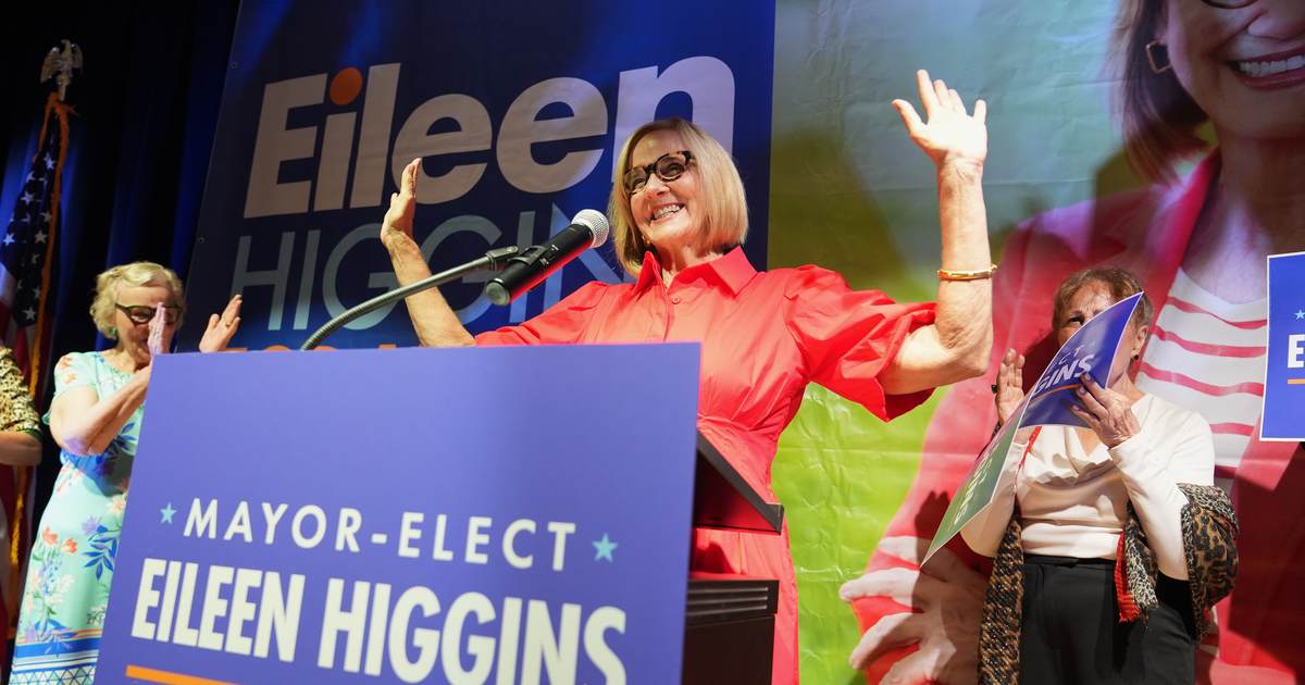 Democrat Wins Miami Mayoral Race for the First Time in Three Decades