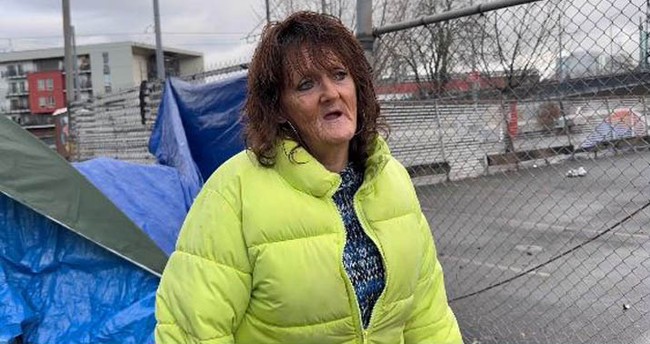 Homeless woman describes her lifestyle: 'three meals a day and don’t ...