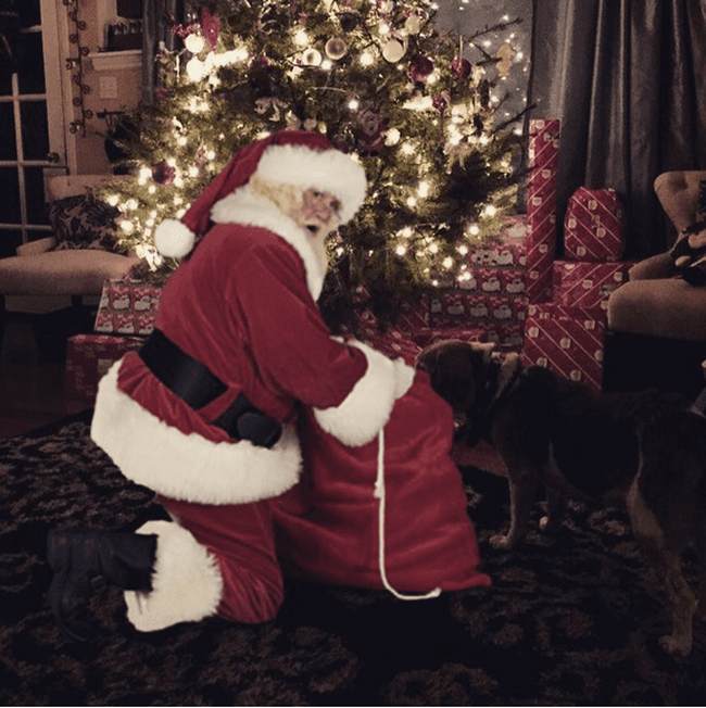 Get a Pic of Santa Actually in Your House...on Christmas Eve! – PJ Media