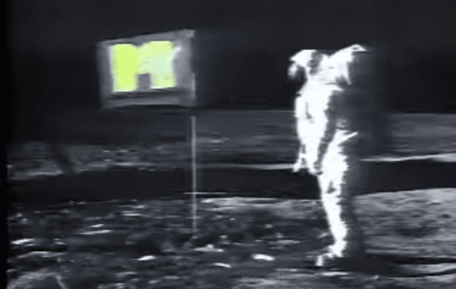 MTV's Iconic 'Moonman' Trophy Is Now a Genderless 'Moon Person' – PJ Media