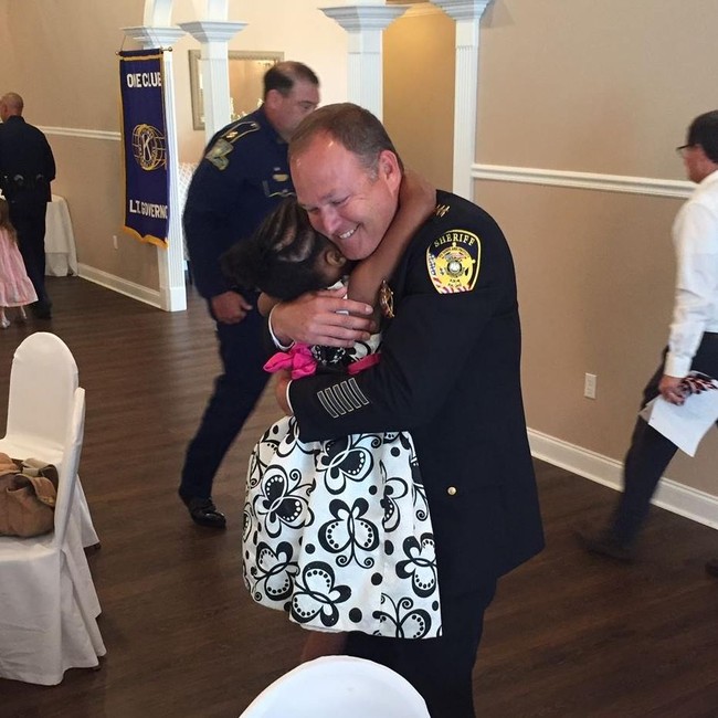 Seven-Year-Old on a Mission to Hug a Police Officer in Every Single ...