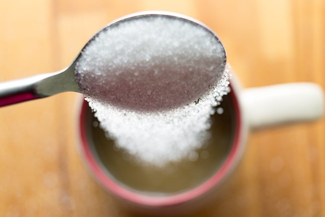 Science Confirms the 'Sugar Coma': Non-Fruit Sugar Slows Brain Activity ...