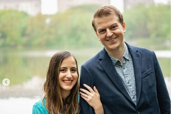 Feel-Good Friday: A Young Doctor's Desire for Her Deceased Mother to ...