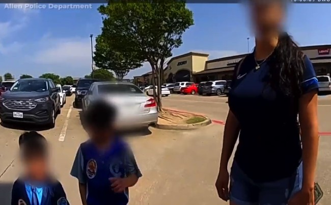 WATCH: Heroic Police Officer’s Response to the Mass Shooting at Mall in ...