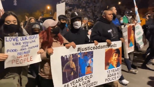 Thousands Gather in Chicago's Logan Square to Protest the Shooting ...