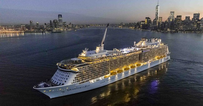 Fear and Loathing on the ‘Oasis of the Seas': Cruising in the Era of ...