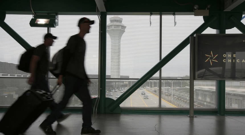 Chicago's O'Hare Airport overrun by "dystopian" homeless encampments ...
