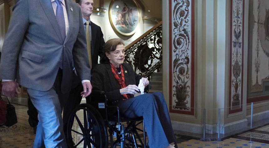 Rare sighting: Senator Feinstein spotted in the Senate back to work ...